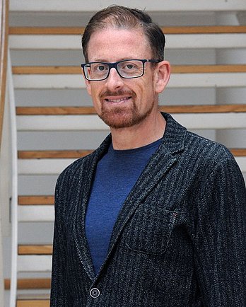 Univ.-Prof. Dr. rer. nat. Jan Postberg - Universität Witten/Herdecke