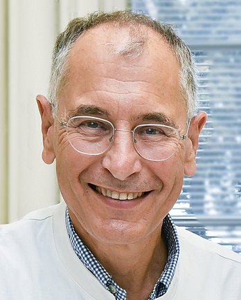 Prof. Dr. Melchior Seyfarth - Witten/Herdecke University