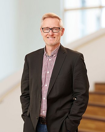 Univ.-Prof. Dr. Thomas Dittmar - Witten/Herdecke University